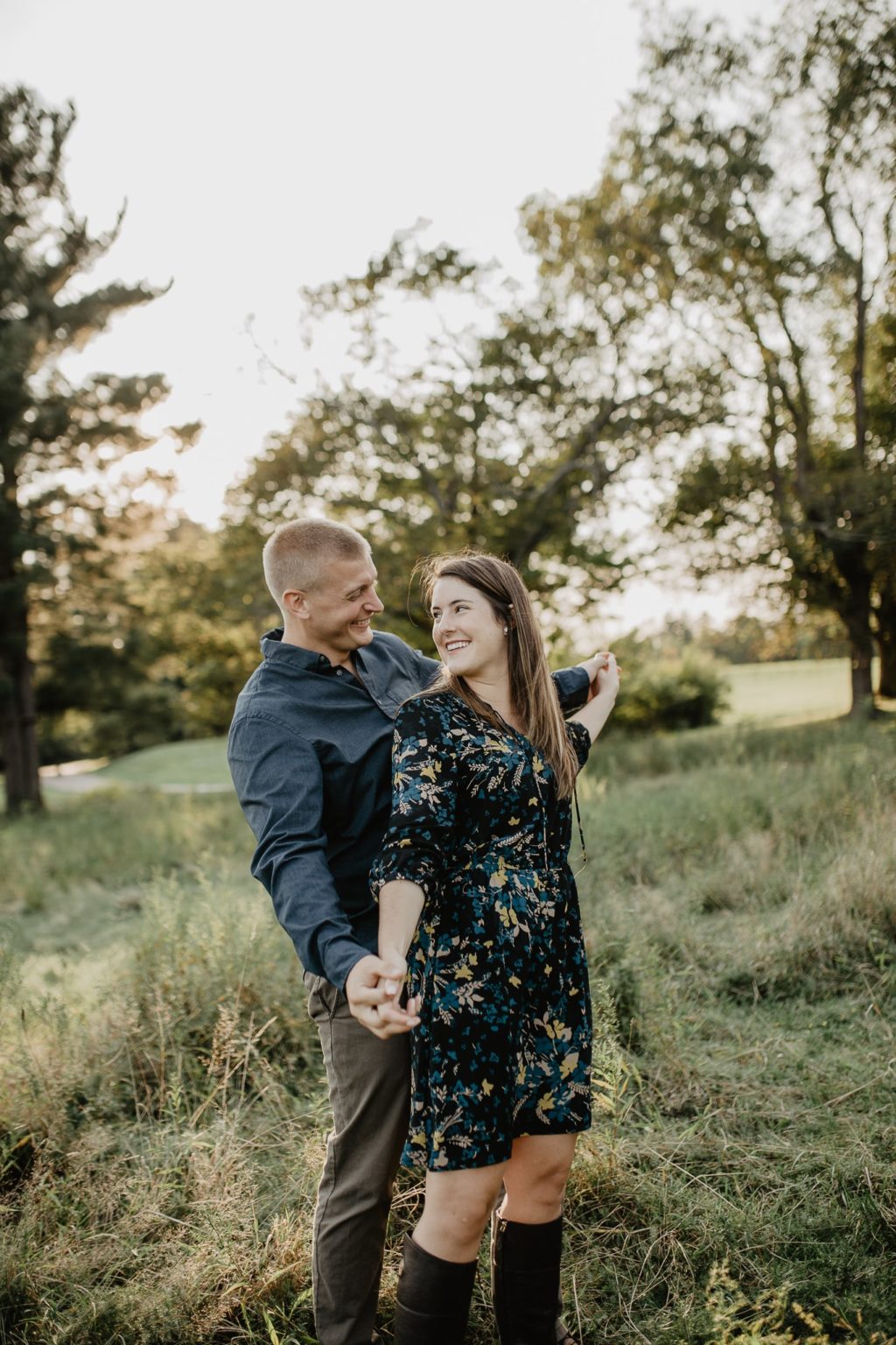 Summer engagement session at Knox Farm State Park | jessyherman.com
